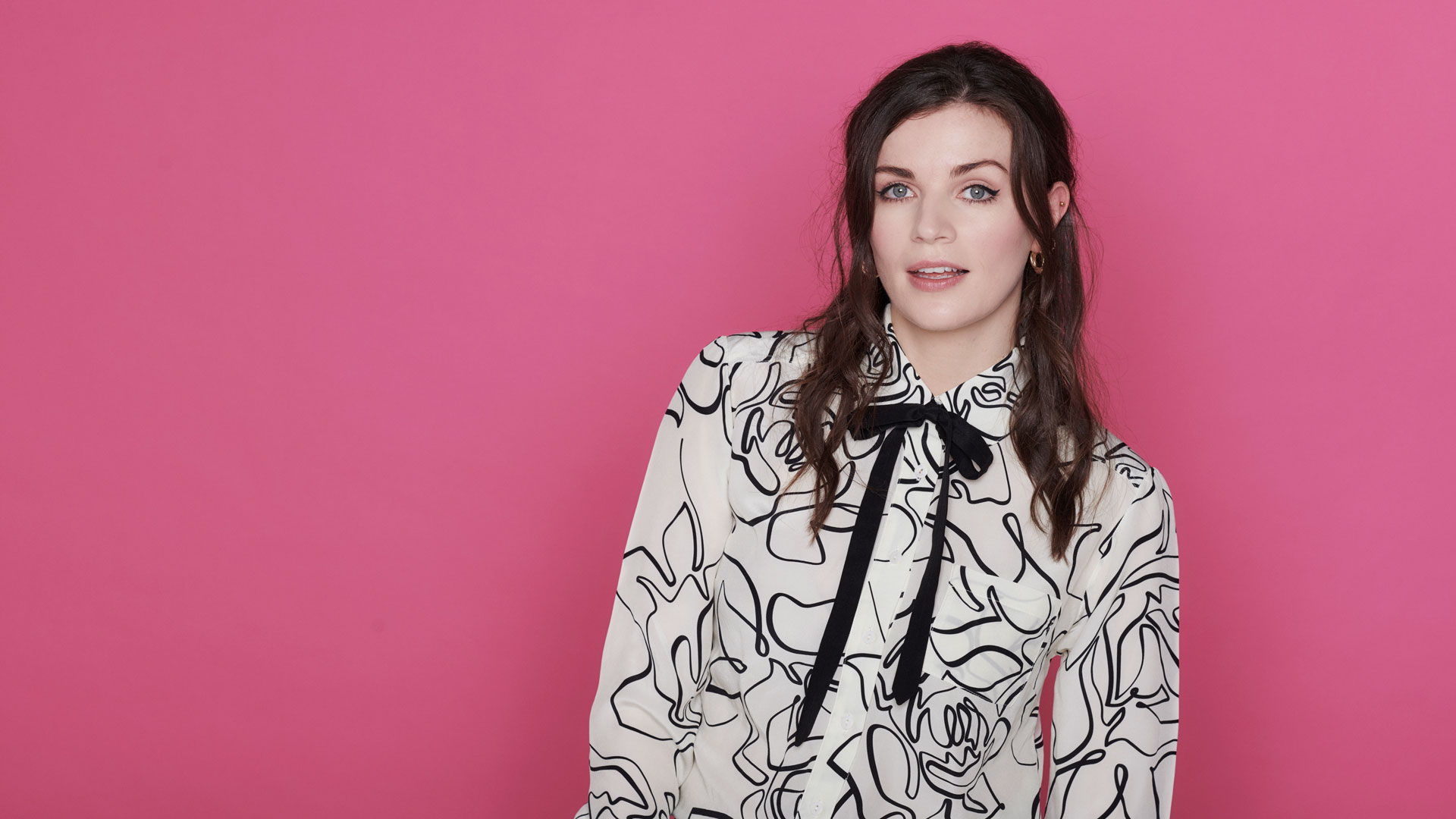 How to help Aisling Bea rally people power against hunger - Big Issue