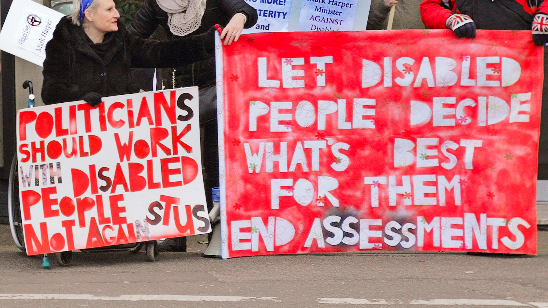 DWP to be taken to court over 'insulting' disability benefit reforms ...