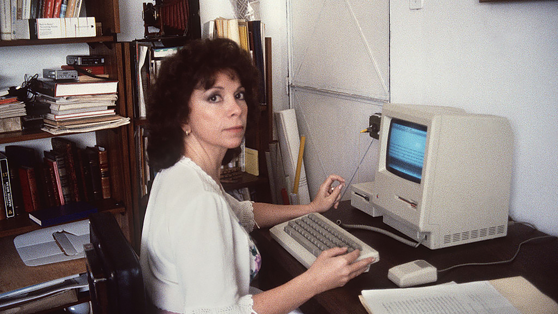 Novelist Isabel Allende: 'I have regrets – I hurt my family badly ...