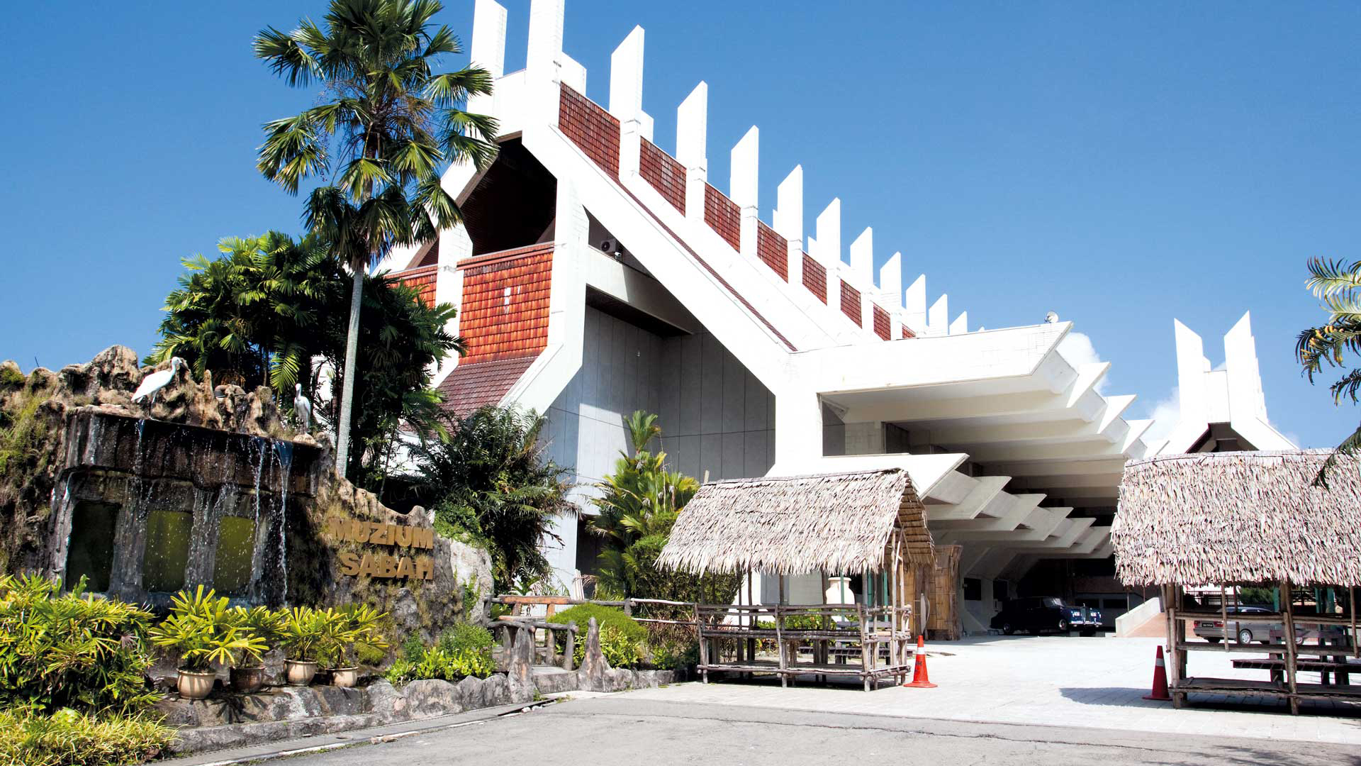 Comedian Phil Wang owes his life to a museum – literally - Big Issue