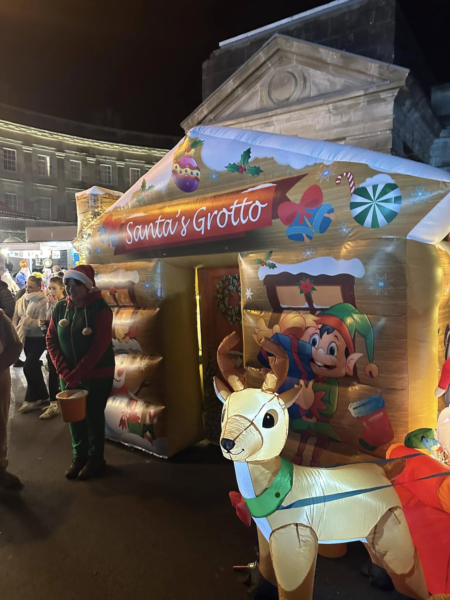 How this Big Issue-backed grotto is spreading Christmas cheer