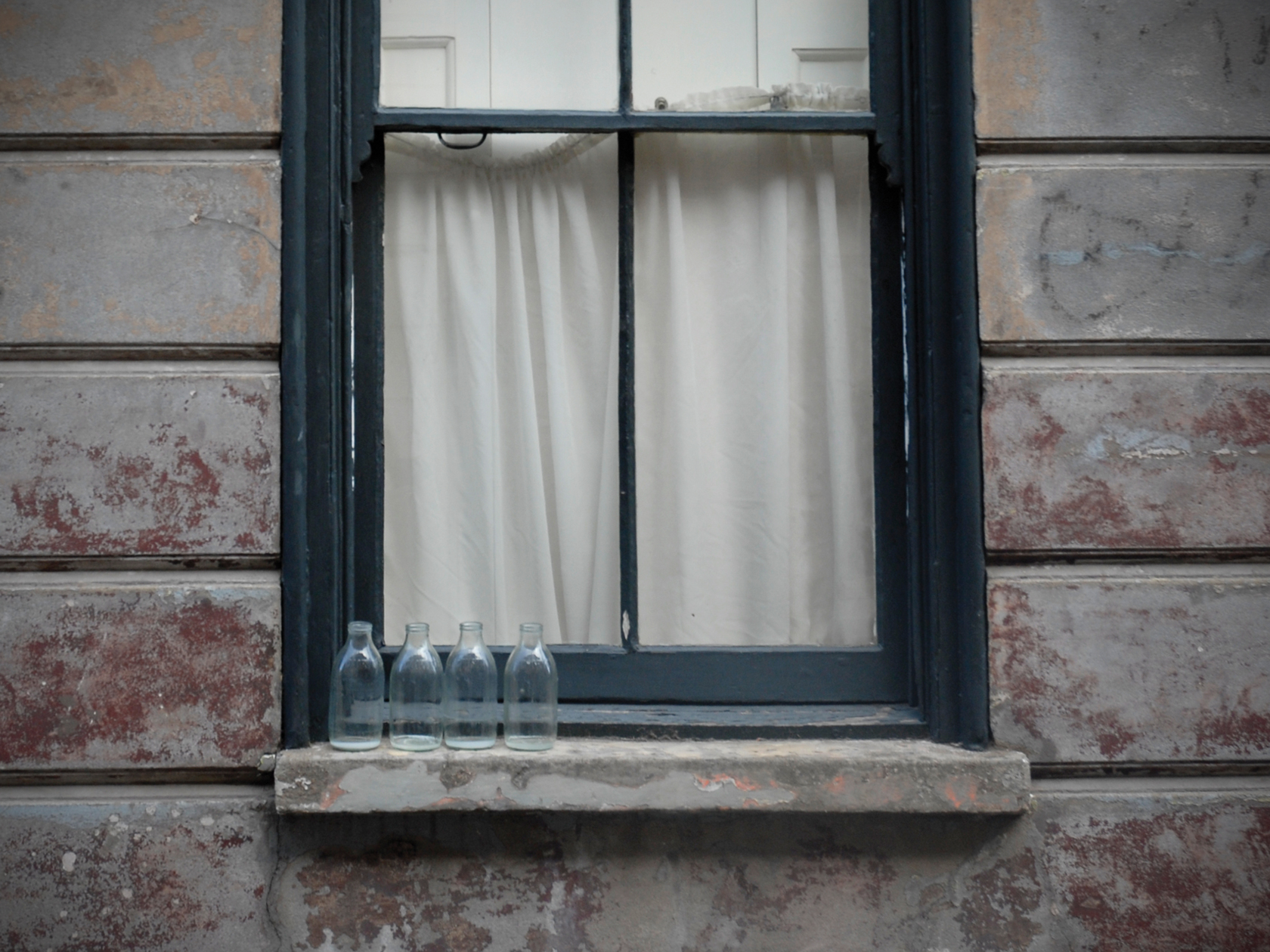 Powerful new exhibition captures the loneliness of deserted places ...